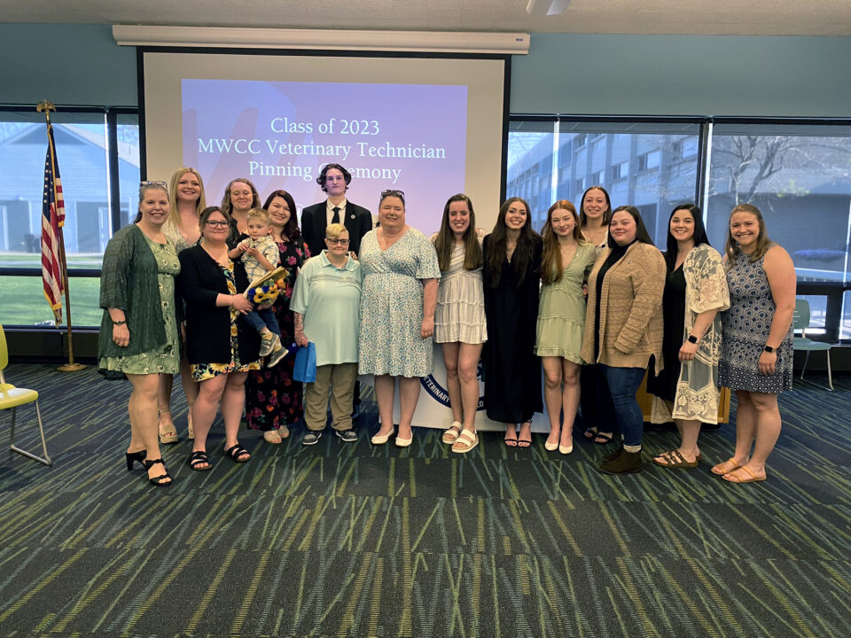 MWCC Holds Pinning Ceremony for Veterinary Technology Graduates - Mount ...